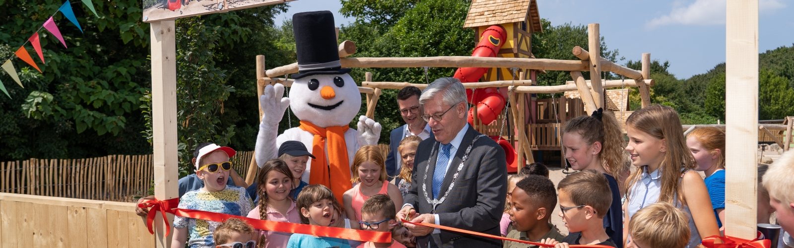 Wintersport altijd dichtbij huis! | SnowWorld Zoetermeer Wintersport altijd dichtbij huis! | SnowWorld Zoetermeer